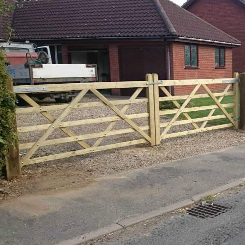 Wooden 5 Bar Gate - Landscaping - Mick George