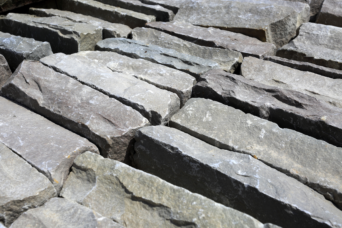 Raj Green Sandstone Cobbles - Paving - Mick George